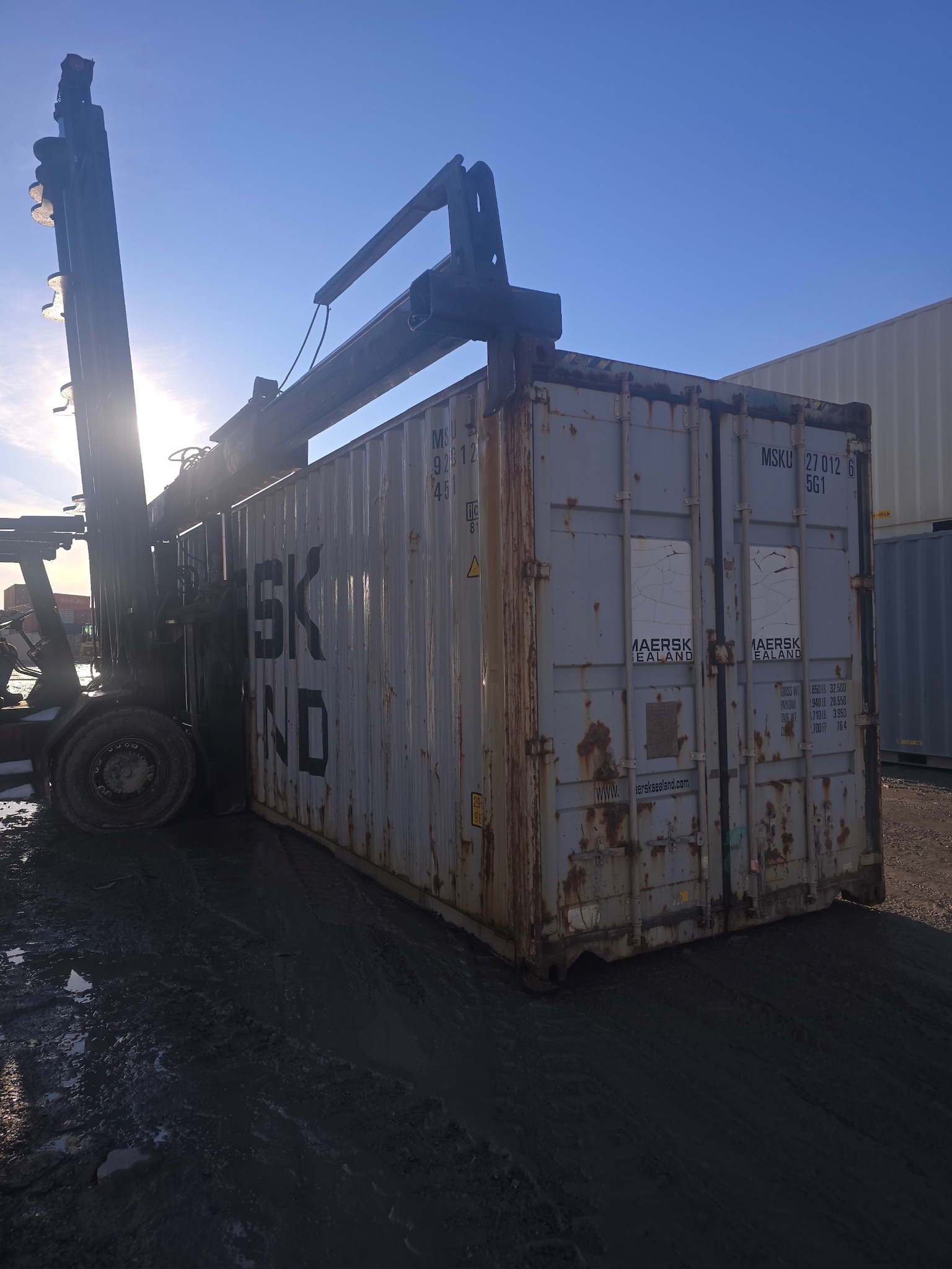 9270126 Used 40’ HC Storage Container - Land Containers